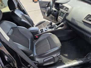 Black Renault Kadjar 2016 in Taurage, with an engine capacity of 1.20 L and mileage of 150 thousand km for 7300 €, photo 13 on AUTOMOTO.COM.LV