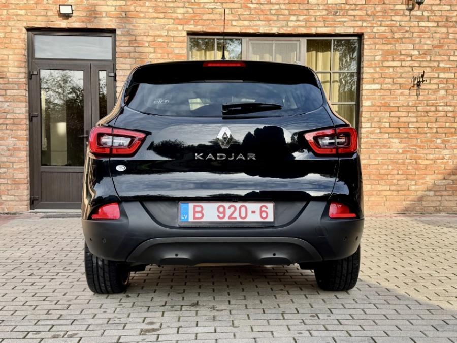 Melns Renault Kadjar 2017 Rīga, ar dzinēja tilpumu 1.20 L un nobraukumu 152 tūkst. km par 12500 €, foto 4 vietnē AUTOMOTO.COM.LV