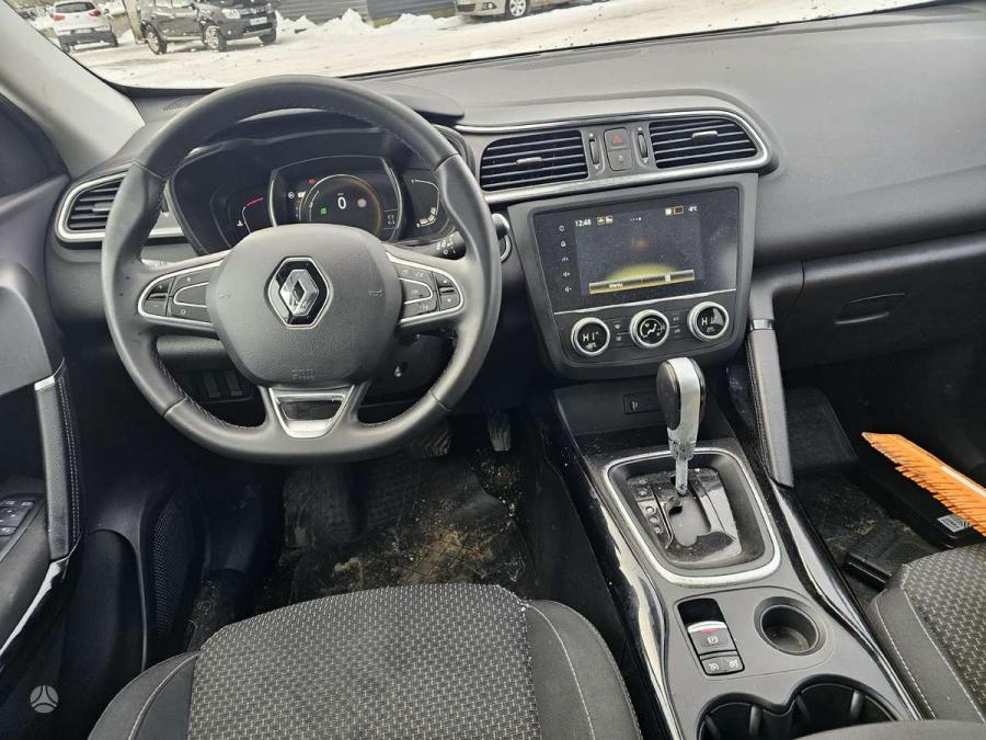 Melns Renault Kadjar 2021 Tauragė, ar dzinēja tilpumu 1.33 L un nobraukumu 130 tūkst. km par 12100 €, foto 16 vietnē AUTOMOTO.COM.LV