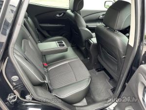Black Renault Kadjar 2015 in Tartu, with an engine capacity of 1.60 L and mileage of 212 thousand km for 6999 €, photo 14 on AUTOMOTO.COM.LV