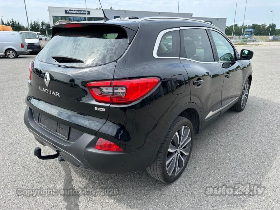 Black Renault Kadjar 2015 in Tartu, with an engine capacity of 1.60 L and mileage of 212 thousand km for 7999 €, photo 6 on AUTOMOTO.COM.LV