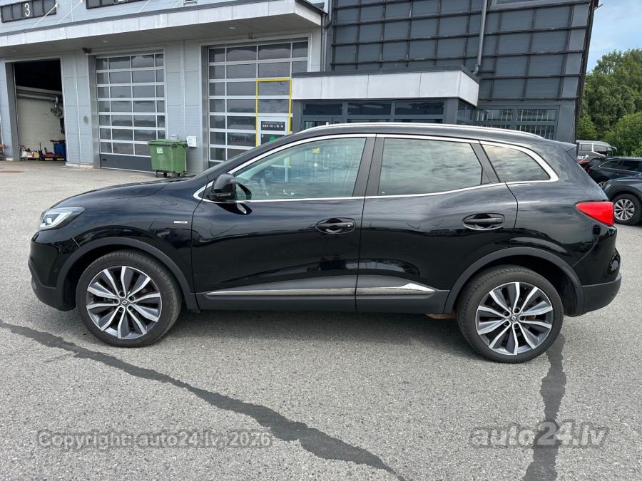 Black Renault Kadjar 2015 in Tartu, with an engine capacity of 1.60 L and mileage of 212 thousand km for 7999 €, photo 19 on AUTOMOTO.COM.LV