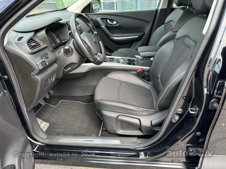 Black Renault Kadjar 2015 in Tartu, with an engine capacity of 1.60 L and mileage of 212 thousand km for 7999 €, photo 20 on AUTOMOTO.COM.LV