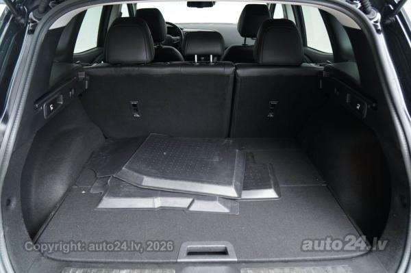 Black Renault Kadjar 2020 in Tallinn, with an engine capacity of 1.50 L and mileage of 66 thousand km for 16990 €, photo 10 on AUTOMOTO.COM.LV