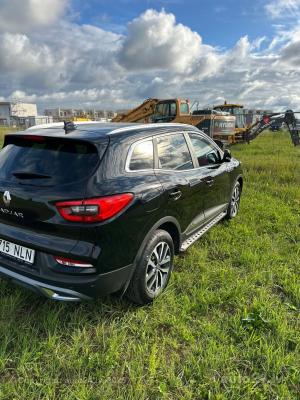 Черный Рено Kadjar 2021 в Таллин, объемом двигателя 1.30 л и пробегом 45 тыс. км за 15900 €, фото 3 на AUTOMOTO.COM.LV