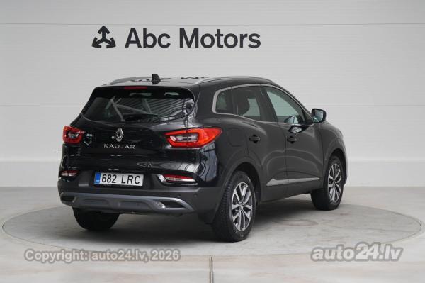 Renault Kadjar 2021 Tallina vietnÄ Melns Renault Kadjar 2021 Tallina, ar dzinÄja tilpumu 1.30 L un nobraukumu 16 tÅ«kst. km par 17990 ā¬, foto 5 vietnÄ AUTOMOTO.COM.LV