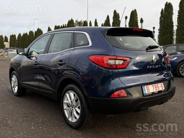 Blue Renault Kadjar 2015 in Liepaja, with an engine capacity of 1.20 L and mileage of 122 thousand km for 6990 €, photo 2 on AUTOMOTO.COM.LV