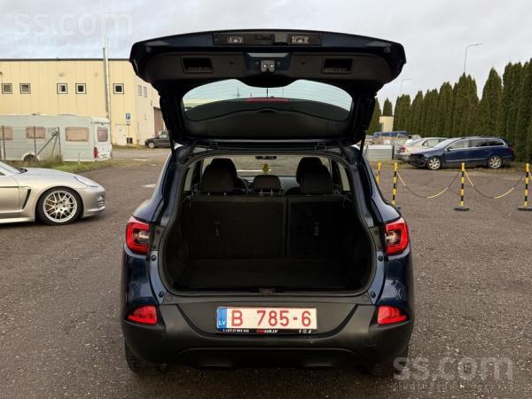 Blue Renault Kadjar 2015 in Liepaja, with an engine capacity of 1.20 L and mileage of 122 thousand km for 6990 €, photo 7 on AUTOMOTO.COM.LV