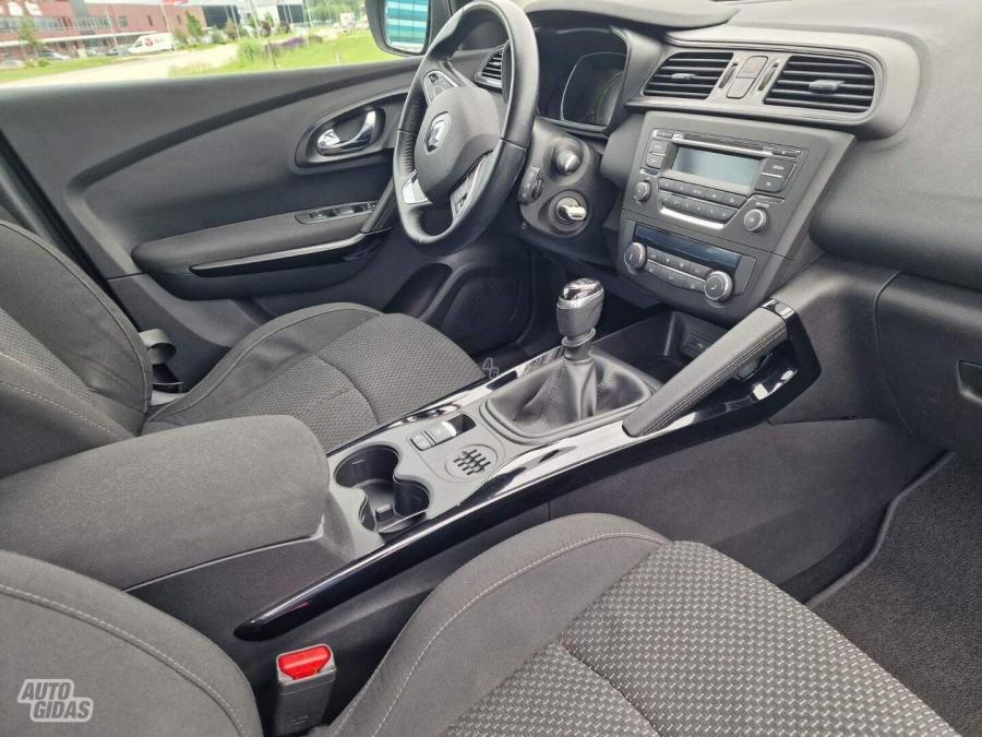 Blue Renault Kadjar 2016 in Kaunas, with an engine capacity of 1.20 L and mileage of 184 thousand km for 6900 €, photo 11 on AUTOMOTO.COM.LV