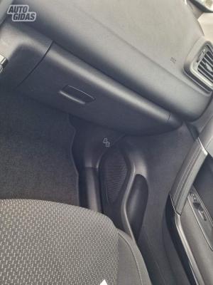Blue Renault Kadjar 2016 in Kaunas, with an engine capacity of 1.20 L and mileage of 184 thousand km for 6900 €, photo 19 on AUTOMOTO.COM.LV