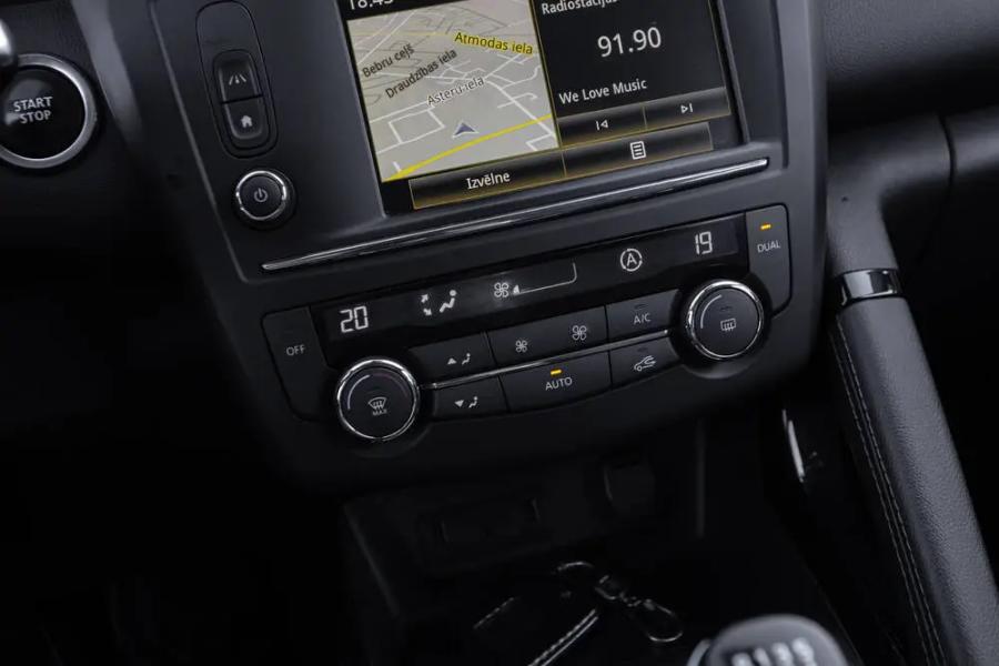 Синий Рено Kadjar 2016 в Елгава, объемом двигателя 1.60 л и пробегом 212 тыс. км за 7850 €, фото 20 на AUTOMOTO.COM.LV