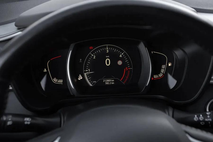 Синий Рено Kadjar 2016 в Елгава, объемом двигателя 1.60 л и пробегом 212 тыс. км за 7850 €, фото 29 на AUTOMOTO.COM.LV
