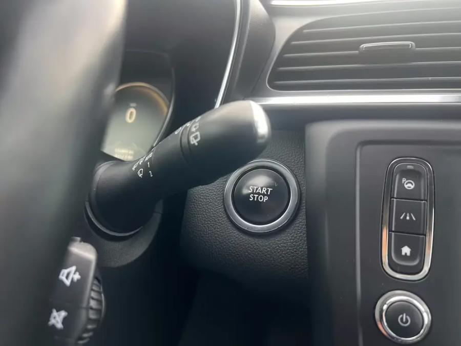 Zils Renault Kadjar 2016 Jelgava, ar dzinēja tilpumu 1.20 L un nobraukumu 157 tūkst. km par 9800 €, foto 22 vietnē AUTOMOTO.COM.LV