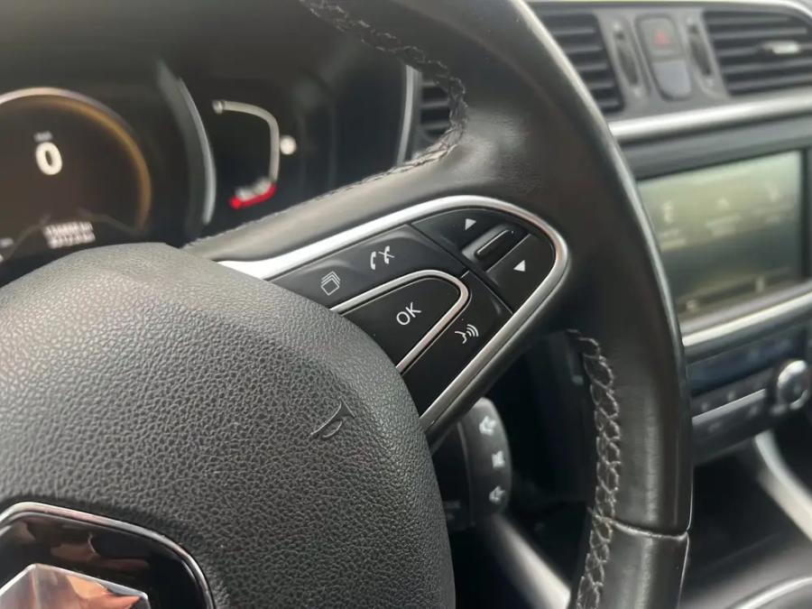 Zils Renault Kadjar 2016 Jelgava, ar dzinēja tilpumu 1.20 L un nobraukumu 157 tūkst. km par 9800 €, foto 23 vietnē AUTOMOTO.COM.LV