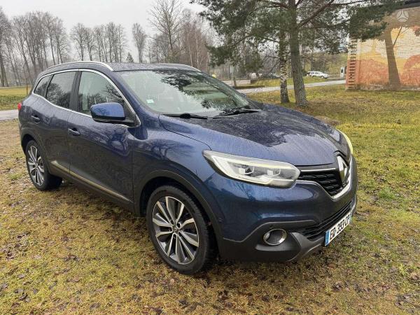 Blue Renault Kadjar 2017 in Taurage, with an engine capacity of 1.20 L and mileage of 136 thousand km for 8550 €, photo 2 on AUTOMOTO.COM.LV