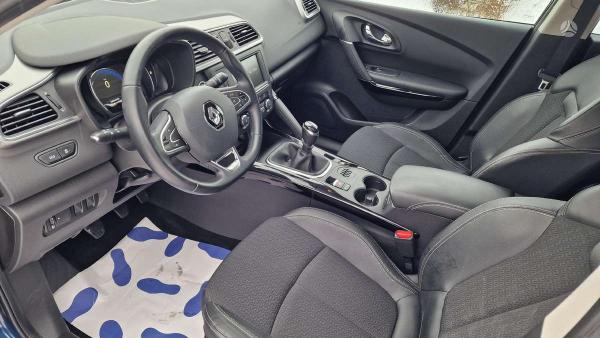 Blue Renault Kadjar 2017 in Marijampole, with an engine capacity of 1.46 L and mileage of 122 thousand km for 10500 €, photo 10 on AUTOMOTO.COM.LV