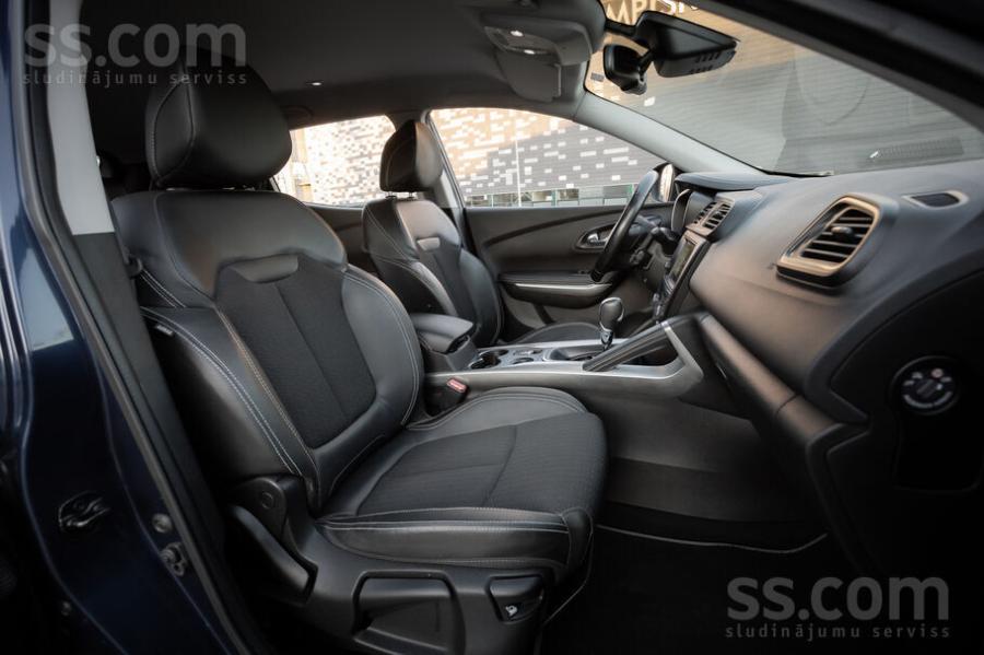 Zils Renault Kadjar 2017 Jelgava, ar dzinēja tilpumu 1.20 L un nobraukumu 0 tūkst. km par 9990 €, foto 15 vietnē AUTOMOTO.COM.LV