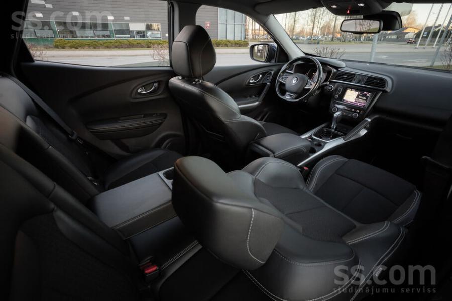 Zils Renault Kadjar 2017 Jelgava, ar dzinēja tilpumu 1.20 L un nobraukumu 0 tūkst. km par 9990 €, foto 16 vietnē AUTOMOTO.COM.LV