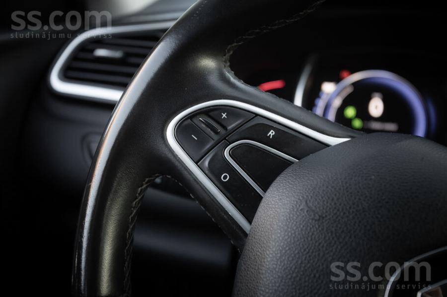 Zils Renault Kadjar 2017 Jelgava, ar dzinēja tilpumu 1.20 L un nobraukumu 0 tūkst. km par 9990 €, foto 29 vietnē AUTOMOTO.COM.LV