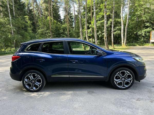 Zils Renault Kadjar 2017 Tauragė, ar dzinēja tilpumu 1.20 L un nobraukumu 110 tūkst. km par 8450 €, foto 3 vietnē AUTOMOTO.COM.LV