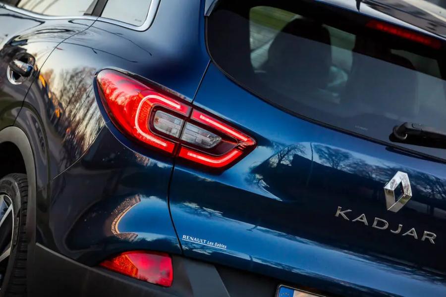 Zils Renault Kadjar 2017 Jelgava, ar dzinēja tilpumu 1.20 L un nobraukumu 155 tūkst. km par 9990 €, foto 12 vietnē AUTOMOTO.COM.LV