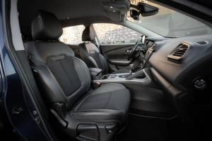 Zils Renault Kadjar 2017 Jelgava, ar dzinēja tilpumu 1.20 L un nobraukumu 155 tūkst. km par 9990 €, foto 37 vietnē AUTOMOTO.COM.LV