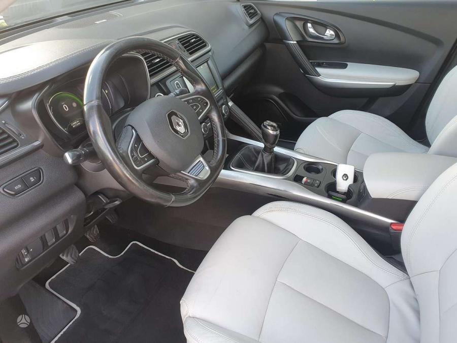 Zils Renault Kadjar 2018 Tauragė, ar dzinēja tilpumu 1.60 L un nobraukumu 274 tūkst. km par 8950 €, foto 26 vietnē AUTOMOTO.COM.LV