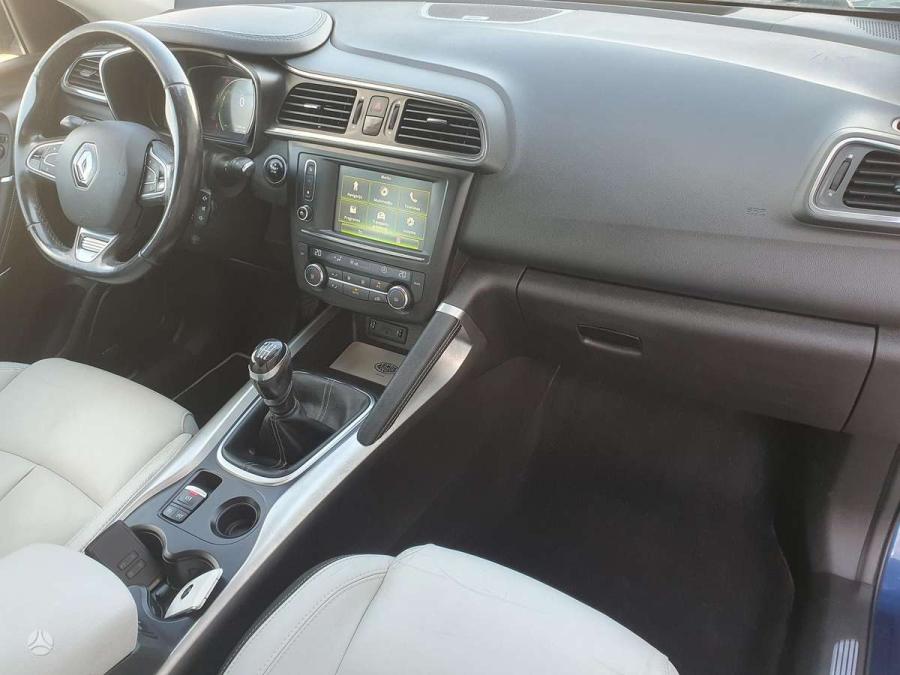 Zils Renault Kadjar 2018 Tauragė, ar dzinēja tilpumu 1.60 L un nobraukumu 274 tūkst. km par 8950 €, foto 28 vietnē AUTOMOTO.COM.LV