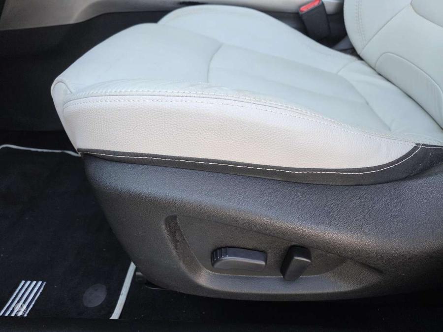 Zils Renault Kadjar 2018 Tauragė, ar dzinēja tilpumu 1.60 L un nobraukumu 274 tūkst. km par 8950 €, foto 48 vietnē AUTOMOTO.COM.LV