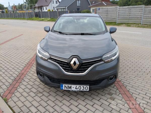 Blue Renault Kadjar 2018 in Valka, with an engine capacity of 1.50 L and mileage of 250 thousand km for 8470 €, photo 1 on AUTOMOTO.COM.LV