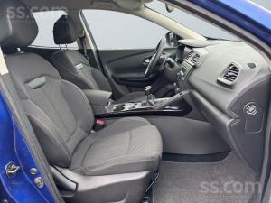 Синий Рено Kadjar 2019 в Рига, объемом двигателя 1.30 л и пробегом 146 тыс. км за 9400 €, фото 15 на AUTOMOTO.COM.LV