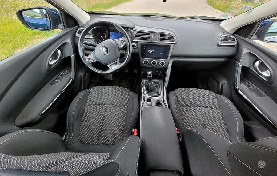 Blue Renault Kadjar 2019 in Vilnius, with an engine capacity of 1.46 L and mileage of 168 thousand km for 10800 €, photo 15 on AUTOMOTO.COM.LV