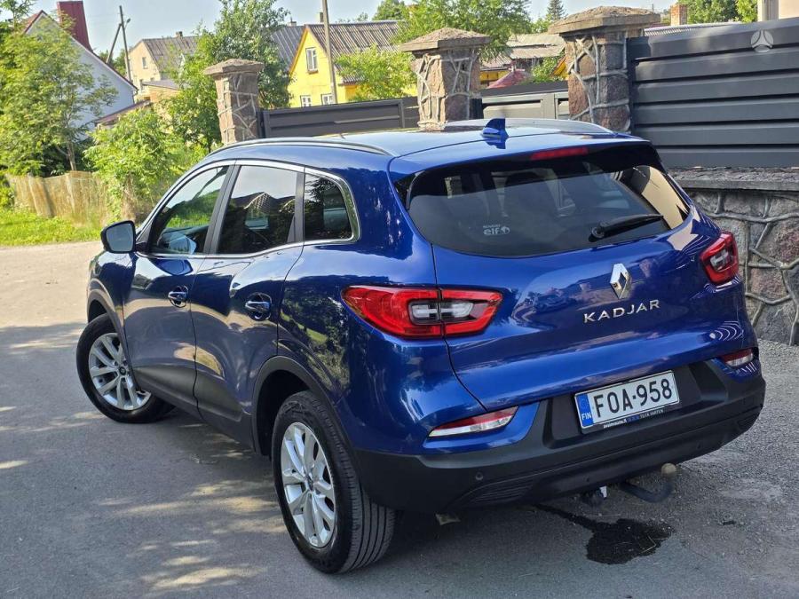 Blue Renault Kadjar 2020 in Radviliskis, with an engine capacity of 1.33 L and mileage of 200 thousand km for 10950 €, photo 9 on AUTOMOTO.COM.LV