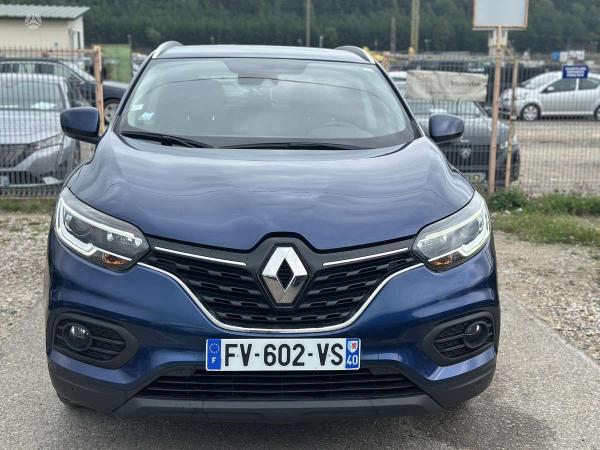 Renault Kadjar 2020 in Vilnius on AUTOMOTO.COM.LV Blue Renault Kadjar 2020 in Vilnius, with an engine capacity of 1.46 L and mileage of 184 thousand km for 11373 €, photo 3 on AUTOMOTO.COM.LV