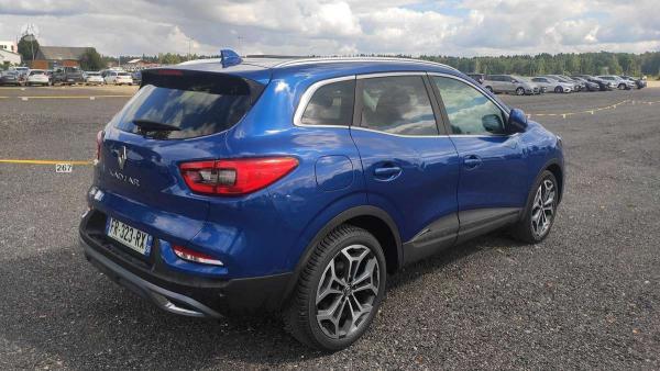 Blue Renault Kadjar 2020 in Taurage, with an engine capacity of 1.46 L and mileage of 299 thousand km for 9700 €, photo 3 on AUTOMOTO.COM.LV