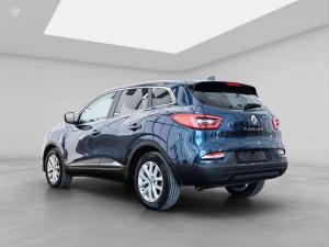 Blue Renault Kadjar 2021 in Kaunas, with an engine capacity of 1.30 L and mileage of 142 thousand km for 12590 €, photo 3 on AUTOMOTO.COM.LV