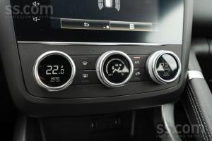 Zils Renault Kadjar 2022 Rīga, ar dzinēja tilpumu 1.40 L un nobraukumu 42 tūkst. km par 17950 €, foto 14 vietnē AUTOMOTO.COM.LV