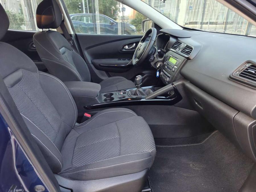 Blue Renault Kadjar 2017 in Vilnius, with an engine capacity of 0.00 L and mileage of 174 thousand km for 7300 €, photo 12 on AUTOMOTO.COM.LV