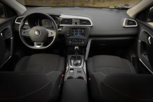 Blue Renault Kadjar 2015 in Riga, with an engine capacity of 1.50 L and mileage of 224 thousand km for 11750 €, photo 12 on AUTOMOTO.COM.LV