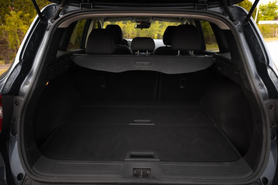 Blue Renault Kadjar 2015 in Riga, with an engine capacity of 1.50 L and mileage of 224 thousand km for 11750 €, photo 13 on AUTOMOTO.COM.LV