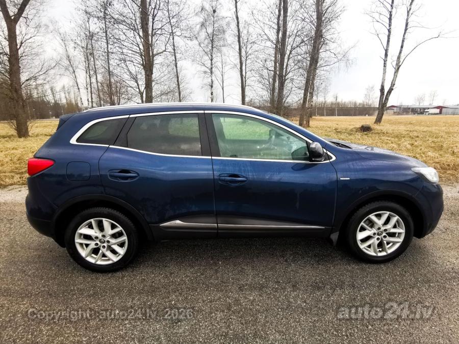 Blue Renault Kadjar 2019 in Parnu, with an engine capacity of 1.20 L and mileage of 104 thousand km for 12900 €, photo 3 on AUTOMOTO.COM.LV