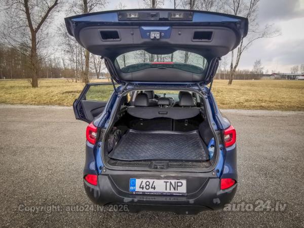 Blue Renault Kadjar 2019 in Parnu, with an engine capacity of 1.20 L and mileage of 104 thousand km for 12900 €, photo 4 on AUTOMOTO.COM.LV