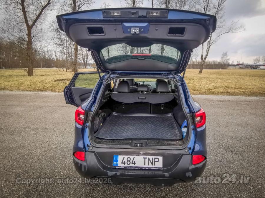 Blue Renault Kadjar 2019 in Parnu, with an engine capacity of 1.20 L and mileage of 104 thousand km for 12900 €, photo 5 on AUTOMOTO.COM.LV