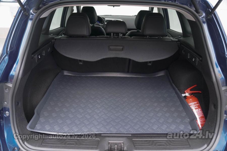 Zils Renault Kadjar 2019 Tallina, ar dzinēja tilpumu 1.20 L un nobraukumu 106 tūkst. km par 12990 €, foto 12 vietnē AUTOMOTO.COM.LV