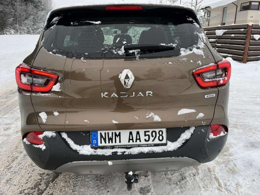 Brūns Renault Kadjar 2015 Plungė, ar dzinēja tilpumu 1.60 L un nobraukumu 268 tūkst. km par 7250 €, foto 4 vietnē AUTOMOTO.COM.LV