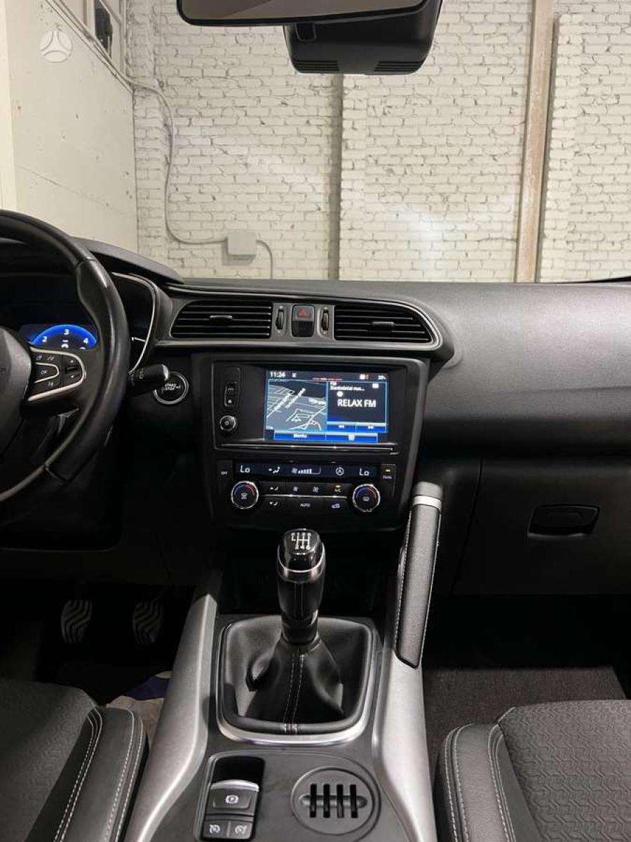 Brūns Renault Kadjar 2015 Klaipėda, ar dzinēja tilpumu 1.46 L un nobraukumu 279 tūkst. km par 7999 €, foto 19 vietnē AUTOMOTO.COM.LV