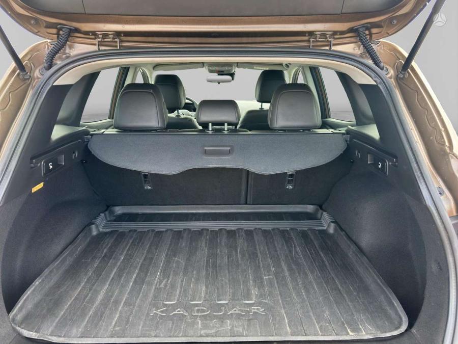 Brown Renault Kadjar 2015 in Kaunas, with an engine capacity of 1.20 L and mileage of 222 thousand km for 7990 €, photo 20 on AUTOMOTO.COM.LV