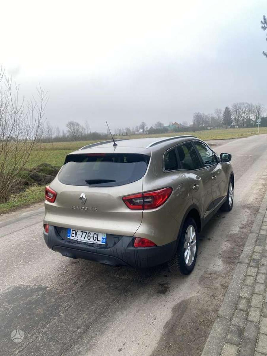 Brown Renault Kadjar 2016 in Taurage, with an engine capacity of 1.20 L and mileage of 108 thousand km for 7900 €, photo 4 on AUTOMOTO.COM.LV