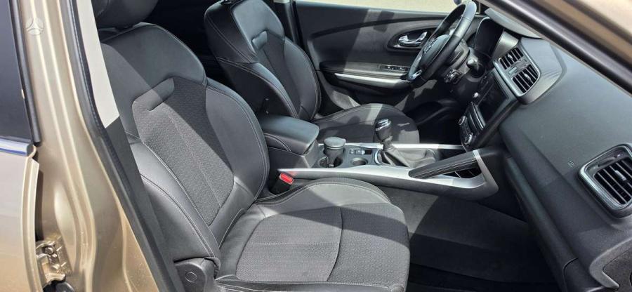 Brūns Renault Kadjar 2016 Kauņa, ar dzinēja tilpumu 1.46 L un nobraukumu 135 tūkst. km par 8450 €, foto 11 vietnē AUTOMOTO.COM.LV