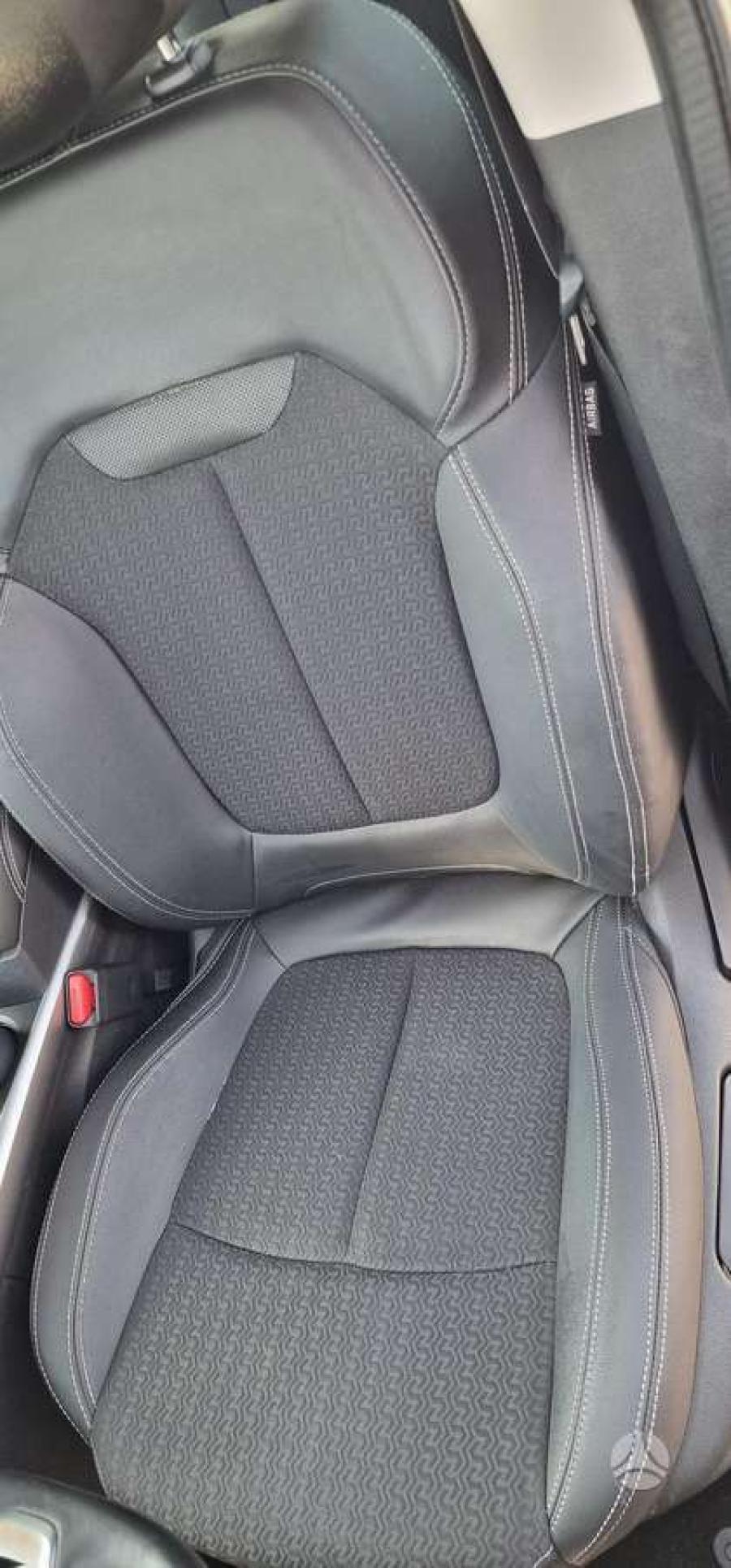 Brown Renault Kadjar 2016 in Kaunas, with an engine capacity of 1.46 L and mileage of 135 thousand km for 8450 €, photo 12 on AUTOMOTO.COM.LV